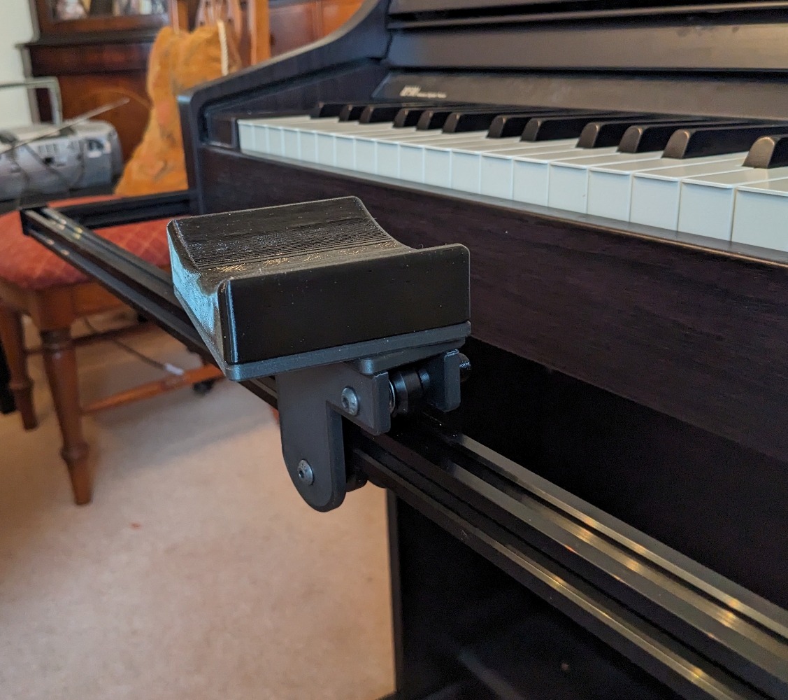 Piano Wrist Supports - REMAP - Custom made equipment for disabled people